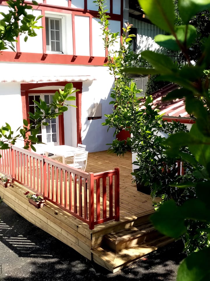 "Piarressenea" T3 + Terrasse   Proche Espelette - Itxassou