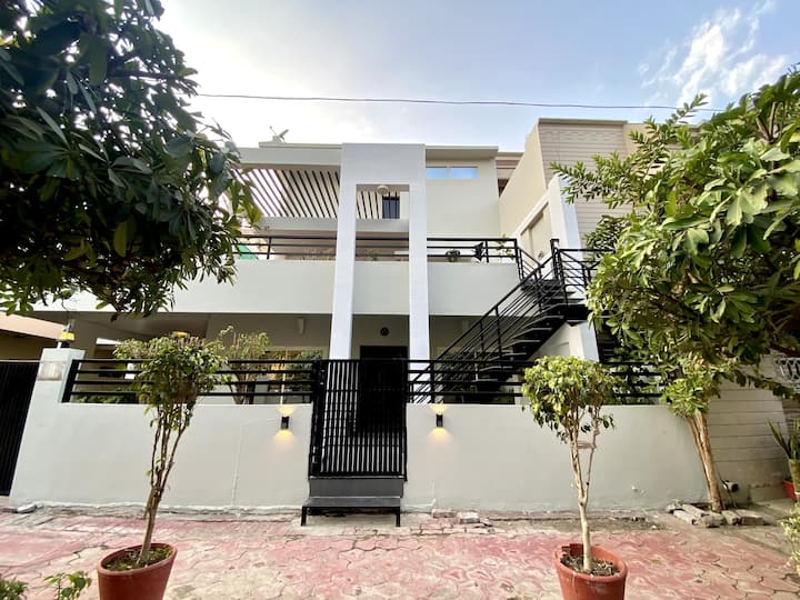 Happy Stay Two - Bhopal