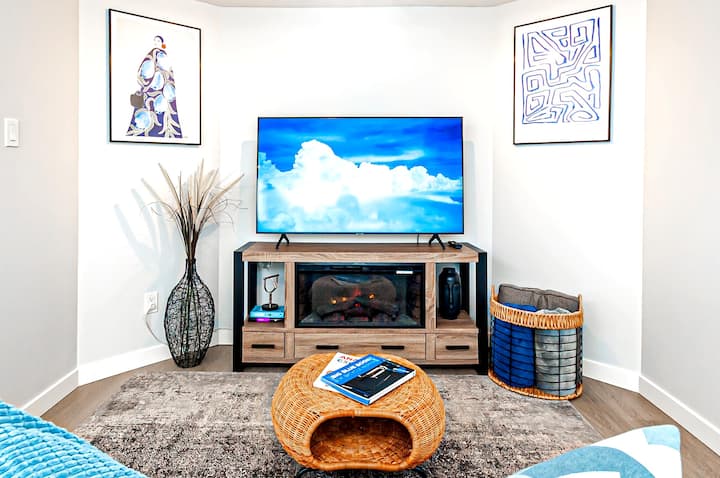 Modern Cozy Suite With Private Entrance - Langley