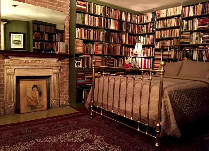 Elegant Uptown Historic District Garden Suite - Washington Heights - Manhattan