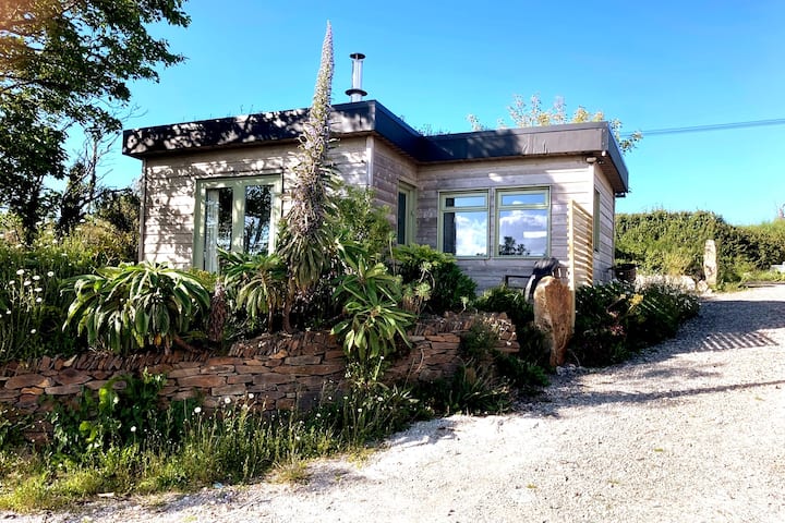 Romantic Rural Cabin Close To Perranporth Beach - Perranporth