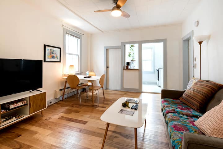 3 Block To Warren St With A Yard And Parking Ga - Hudson, NY