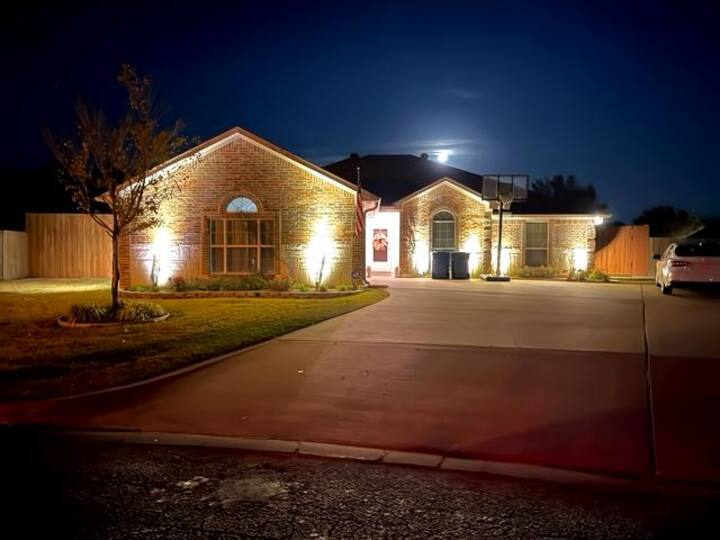 Amanda Retreat: Htd Pool/hot Tub, 2 Min From Lake - Tyler, TX