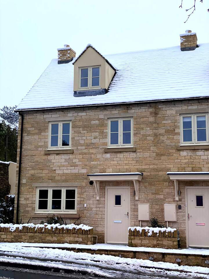 Cotswold Charm With Everything On Your Doorstep - Stow-on-the-Wold