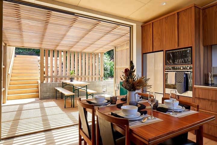 Architectural Home For Midcentury Design Lovers - Waiheke Island