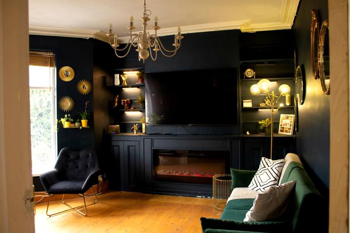 Social City Home. Hot-tub,games Room& City Centre - Cardiff