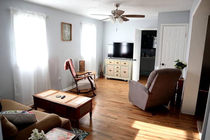 Hidden Gem-pets Welcome! - Marshfield, MO