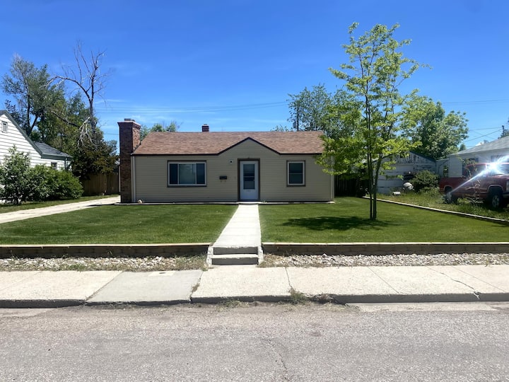 Two Bedroom Home In Casper - Casper, WY