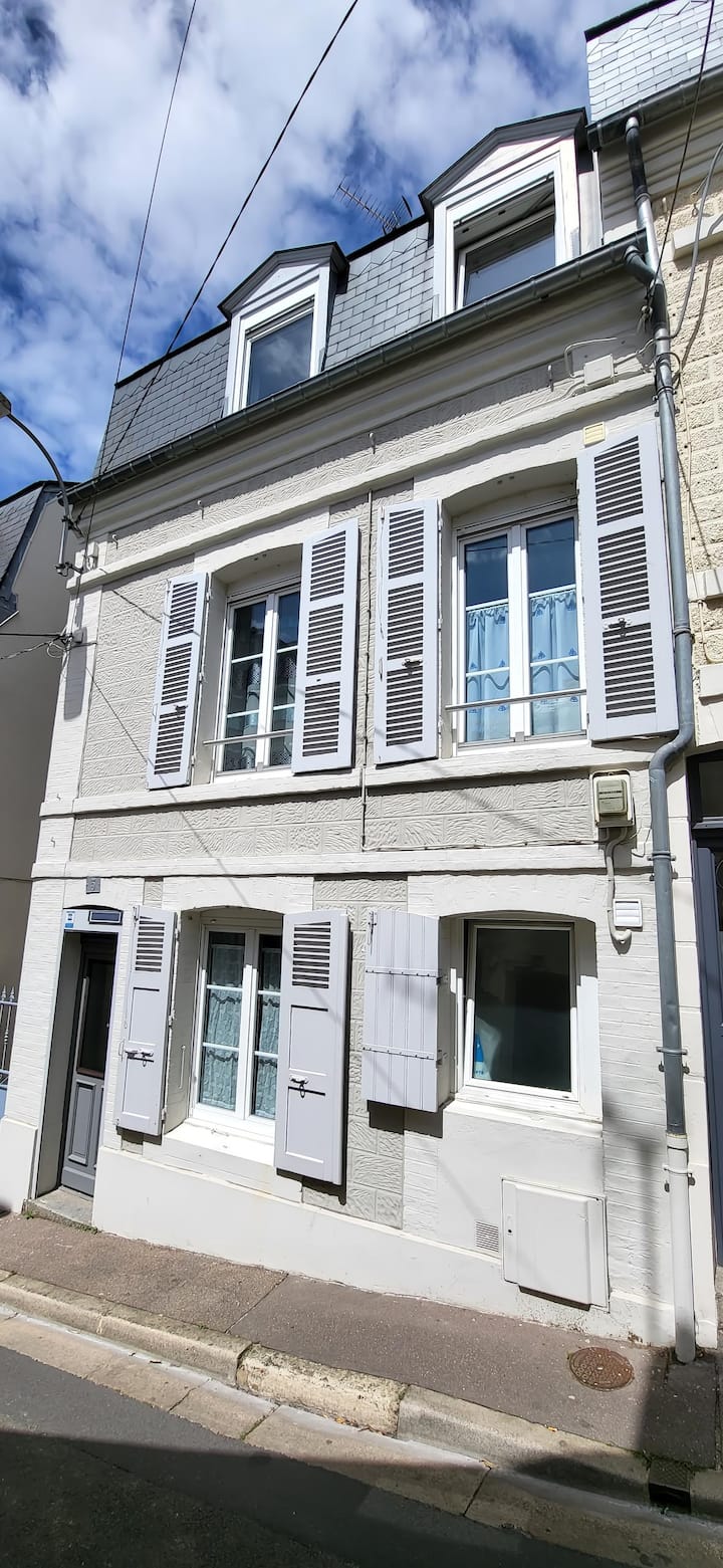 Véritable Petite Maison De Pêcheur Trouvillaise - Deauville