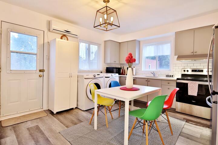 Modern 3-br Home Free Parking Next To Metro - Lasalle
