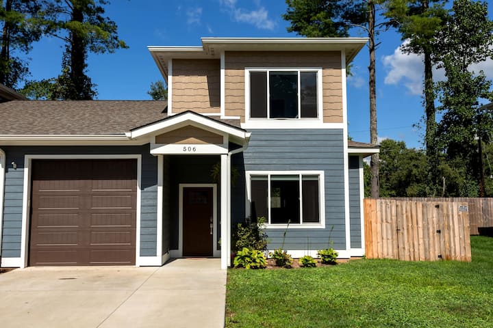 All Utilities On -Modern 3br Townhome 15 Mi>avl - Black Mountain, NC
