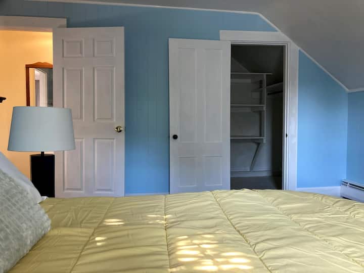 Sleeps 6! Free Wine! Comfy 2-bedroom In S. Berwick - Dover, NH