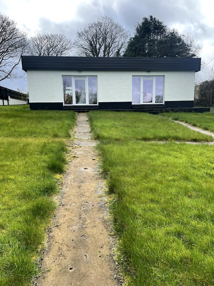 Chalet With Estuary View 2 Bedroom Semi Detached - Bundoran