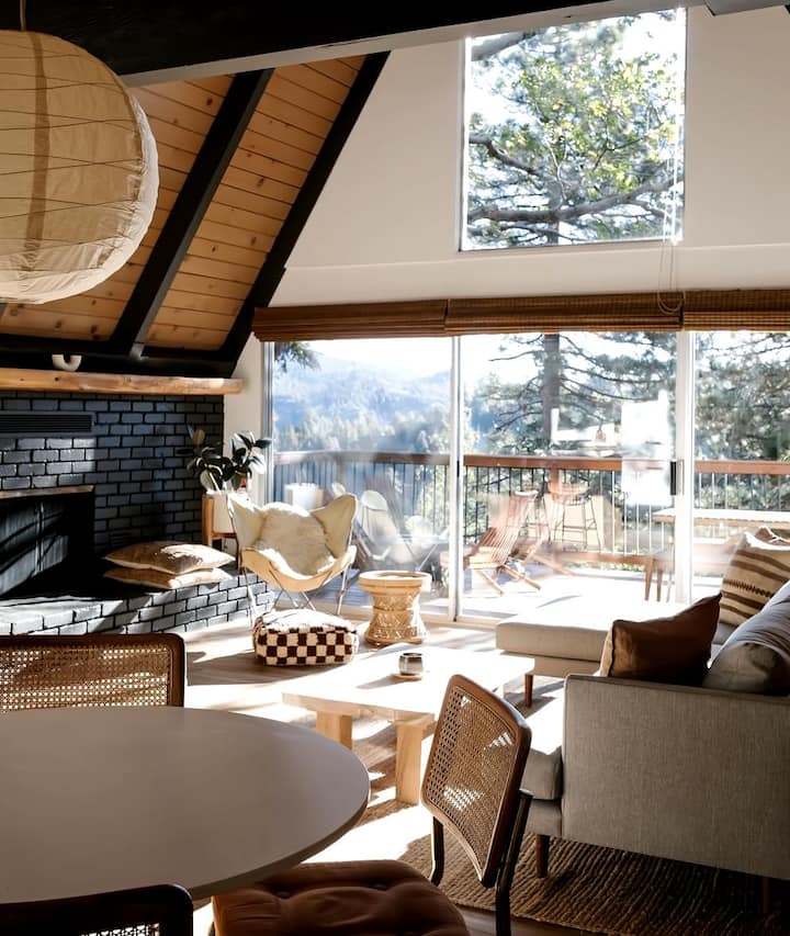 Twin Pines A-frame Cabin - Scenic Forest Views - Running Springs, CA