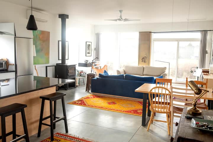 Chalet Sutton-abercorn! Modern, Bright, Peaceful! - Sutton