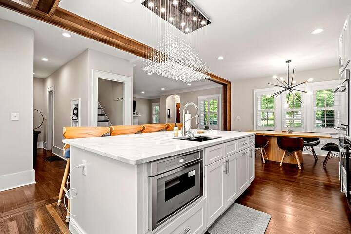 ᴥᴥ Luxurious 4-bedroom Free Parking! Pet Friendlyᴥ - Atlanta, GA
