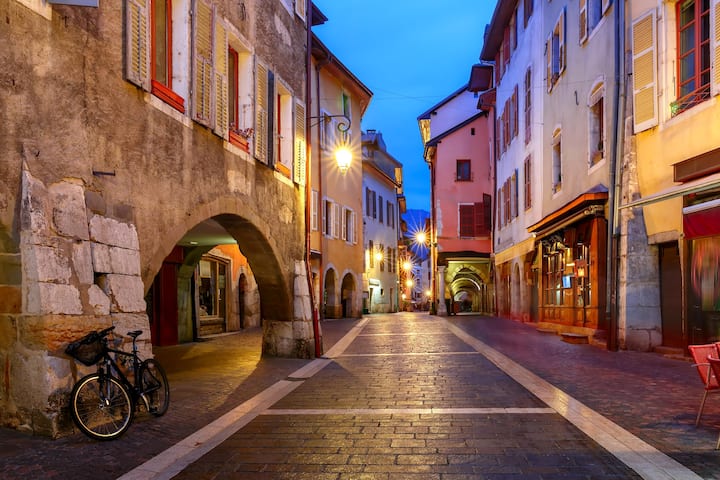 Studio 12, Côté Cour - Annecy