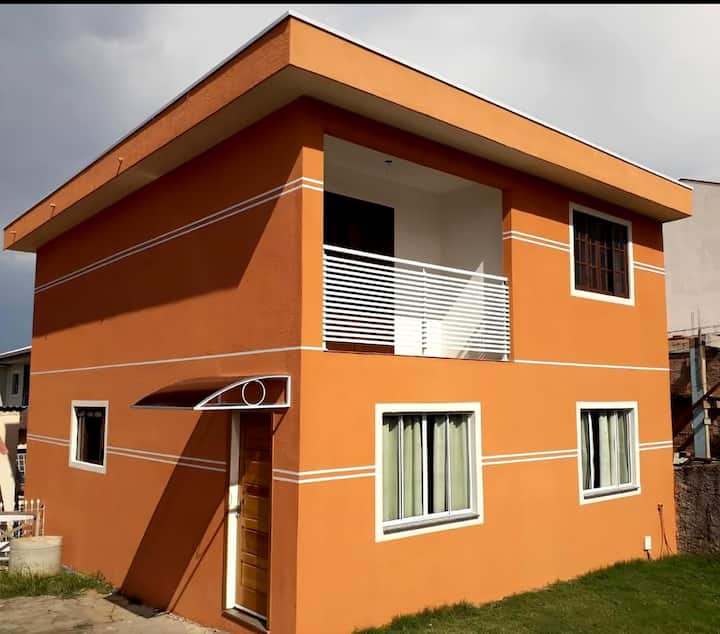 Casa Da Frente Santa Felicidade - Curitiba