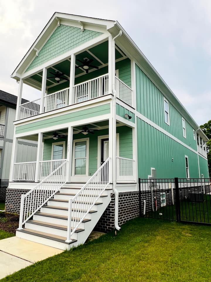 Luxury 4b/4.5b Home & Private Deck By Mcg #7 - Augusta