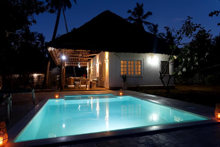 Cashew Nut Cottage, Mida Creek - Kenya