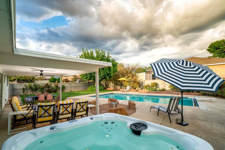 Heated Pool Open All Year, 5br, Sleep 12, Hot Tub - Albuquerque