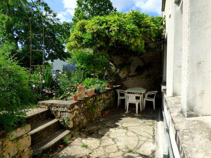 Gîte, Apptmt, 4 à 5 Couchages. - Cahors