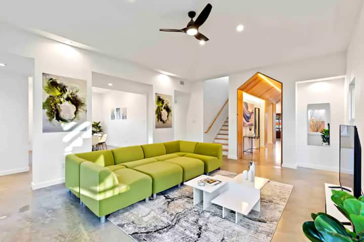 Exquisite Architectural Luxury In Heart Of Dallas - Dallas, TX