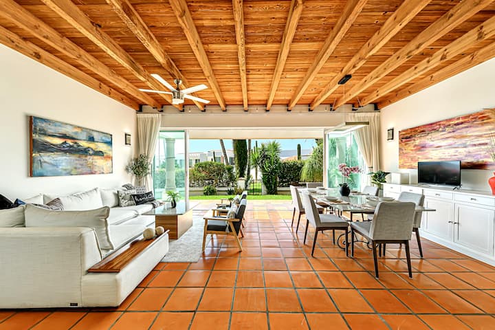 A Hidden Gem Of An Oasis | Villa Neptuno - Cabo San Lucas