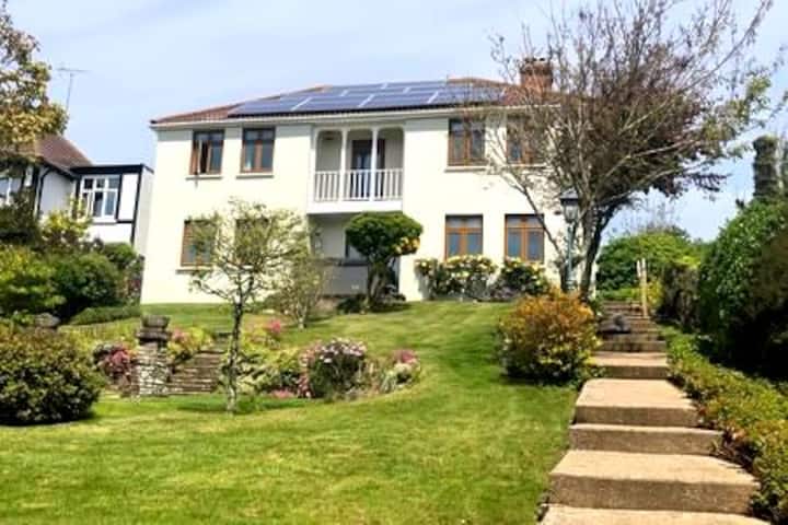 3 Bed Ground Floor Apartment - Optional Hot Tub - Kent