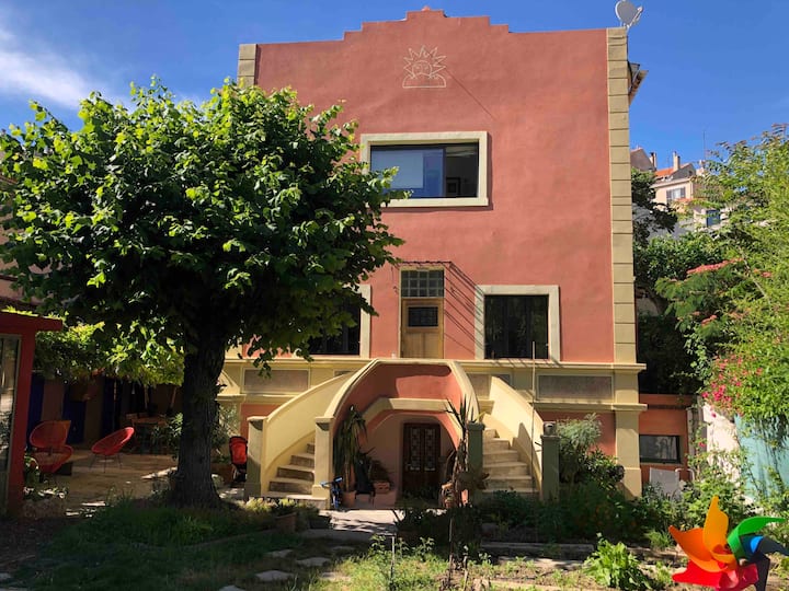 Maison De Campagne Dans Le Centre, Près Des Plages - Marseille