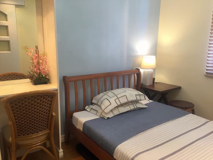 Condo Home Near Sm North & Trinoma (With Netflix) - Malabon