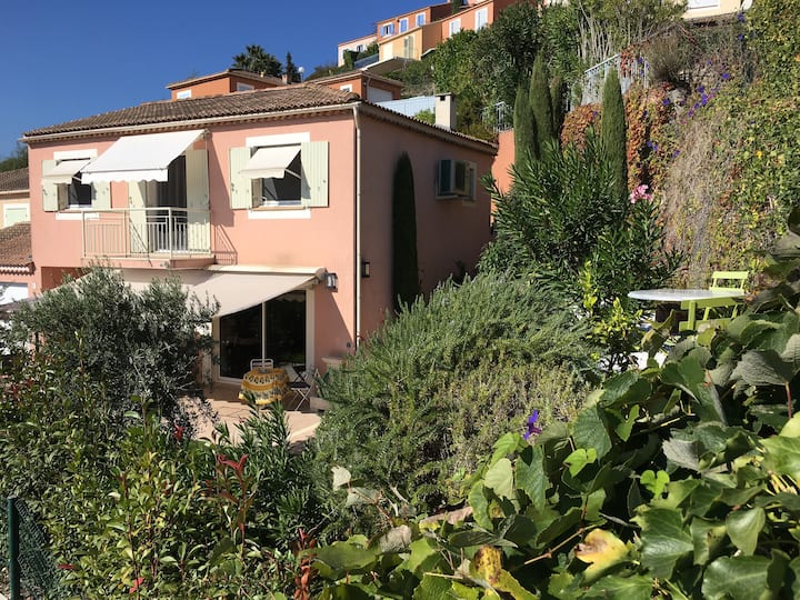 Superbe Villa Cinq Avec Piscine Et Vue Mer - Mandelieu-la-Napoule