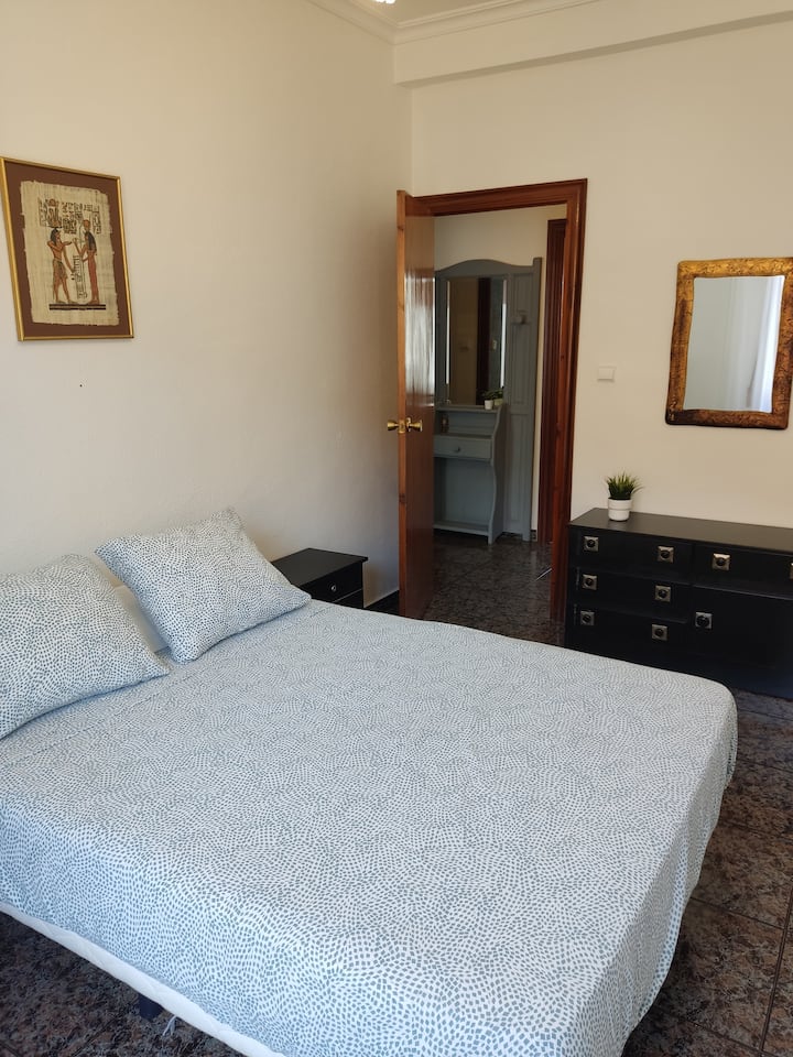 Comodo Y Lindo Piso En El Centro De Caudete! - Villena