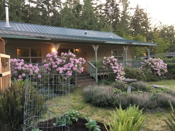 Diamond Retreat: Haven Of Peace - Sequim Bay State Park, Sequim