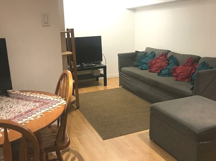 Cozy Newly Renovated 2 Bdrm Apt.w/ Kitchen+parking - Vaughan
