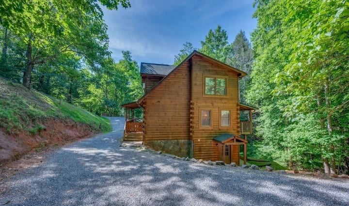 Large Log Home In Lake Lure, Hot Tub/game Room/pet - Lake Lure, NC