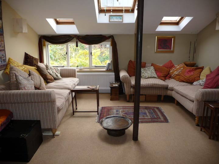 Unique Historic House In City Centre: Sleeps 7 +. - Wroxham