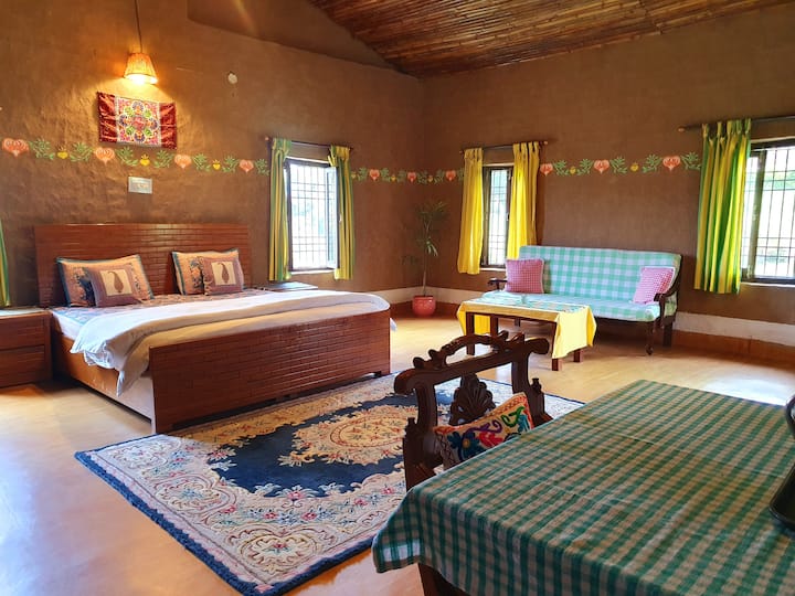 A room in Century-old Mudhouse Farmstay - Lungdu - Farm stays for Rent ...