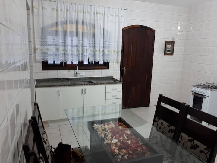 Casa Muito Aconchegante Com Garagem Incluída - Osasco