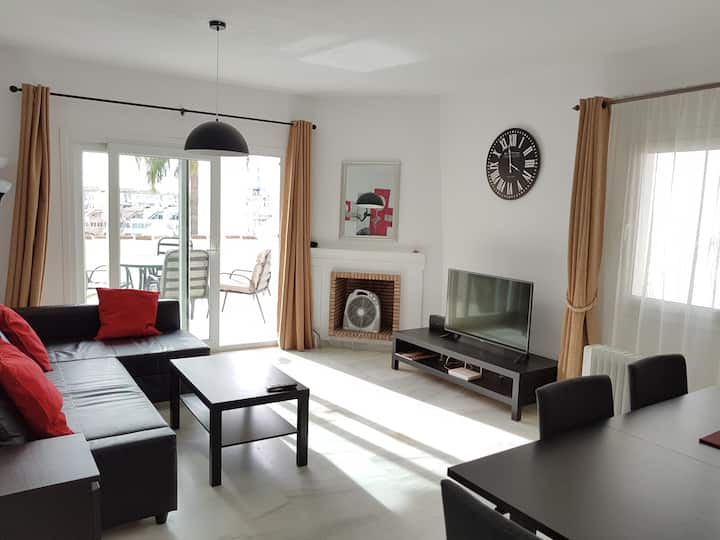 Sun And Sea At Calahonda, Costa Del Sol & Golf - Calahonda