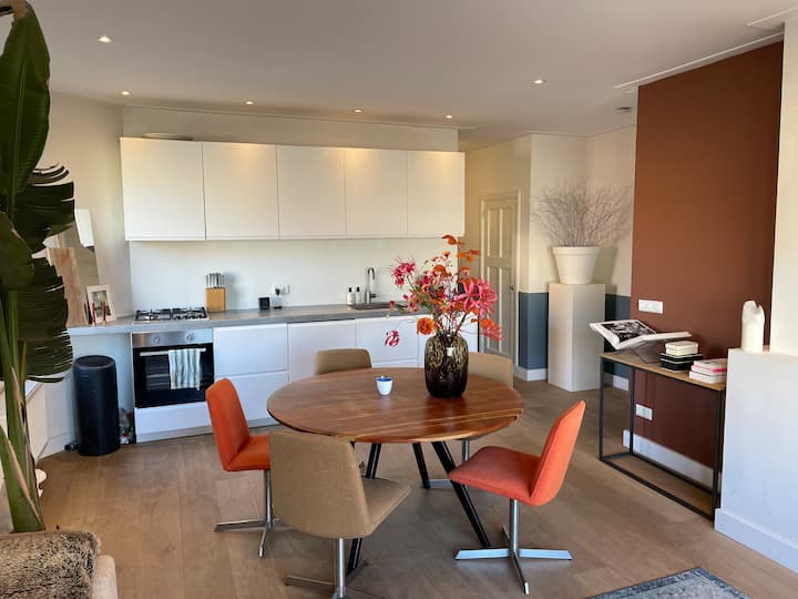 Apartment With Canal View - Ámsterdam