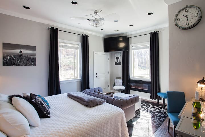 New York King Suite At B&b *5x Superhost! - Dewey, OK