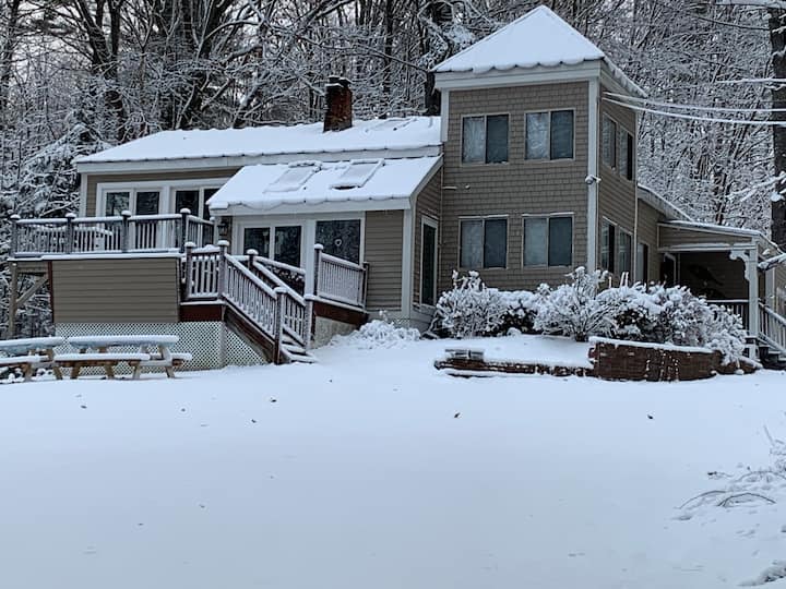Ski/country House W/hot Tub Close To Village - Ludlow, VT