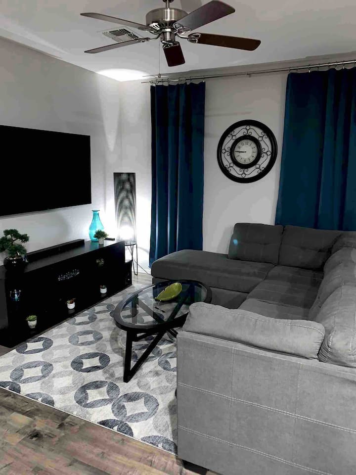 Beautiful Gilbert Community - Mesa, AZ