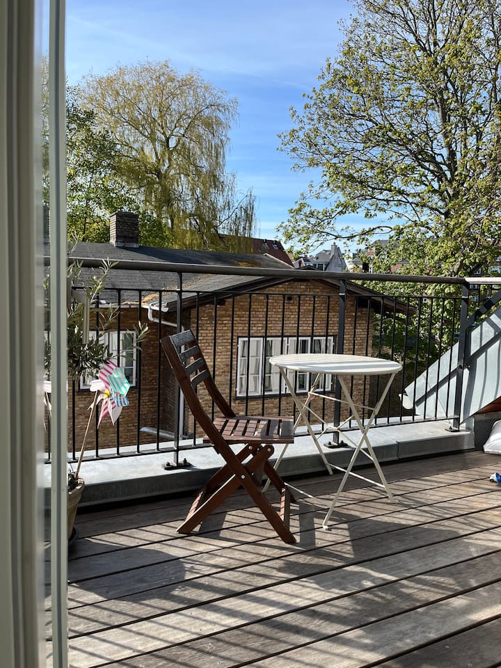 Vidunderligt Byhus, Tæt På Alt. - Copenhaguen