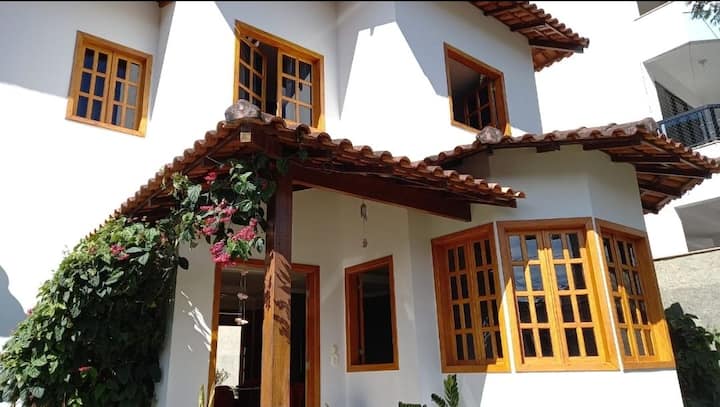 Casa Com Piscina, Hidro E Lareiras. - Domingos Martins