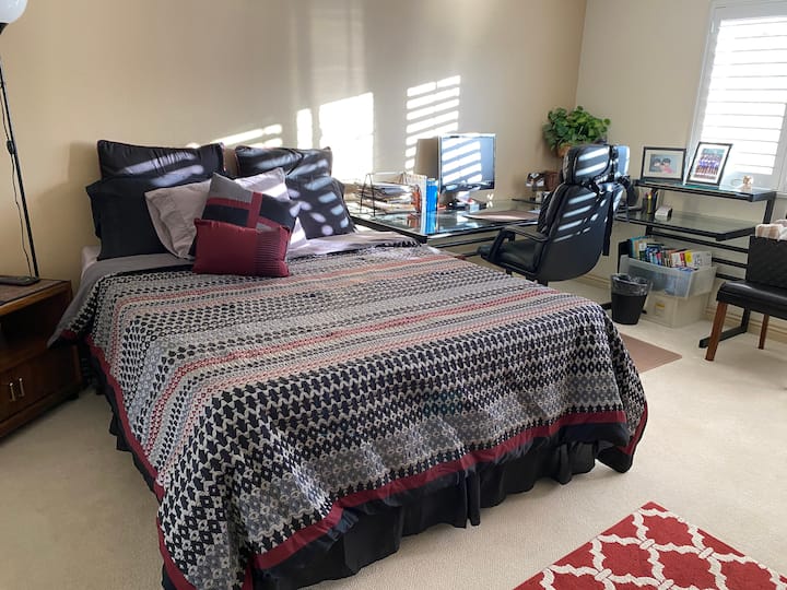 Sweet Room At A Sweet Place For 4 Guests - Moorpark, CA