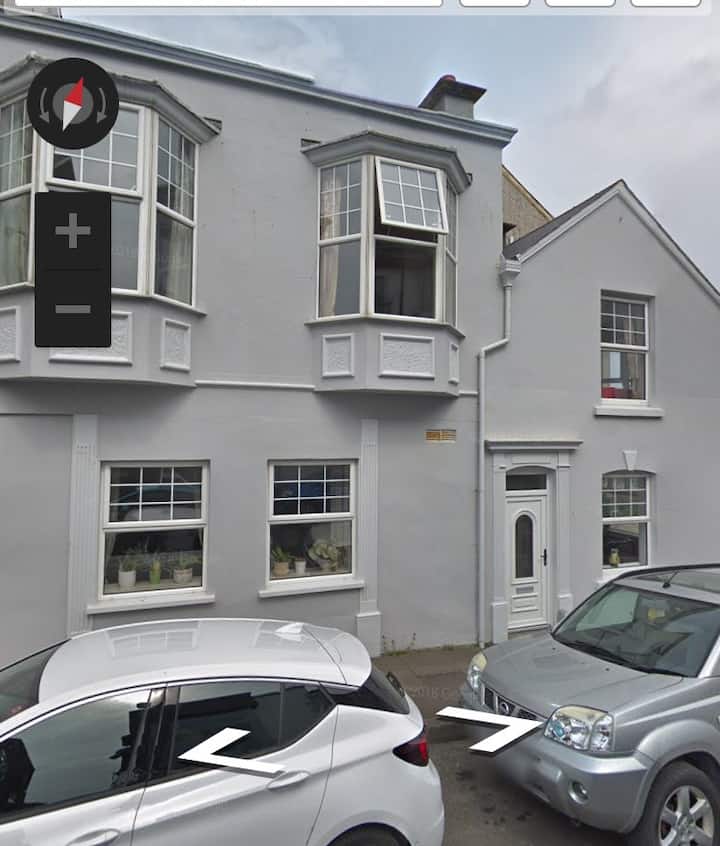 4 Bed Beach House In The Heart Of Portrush - Portrush