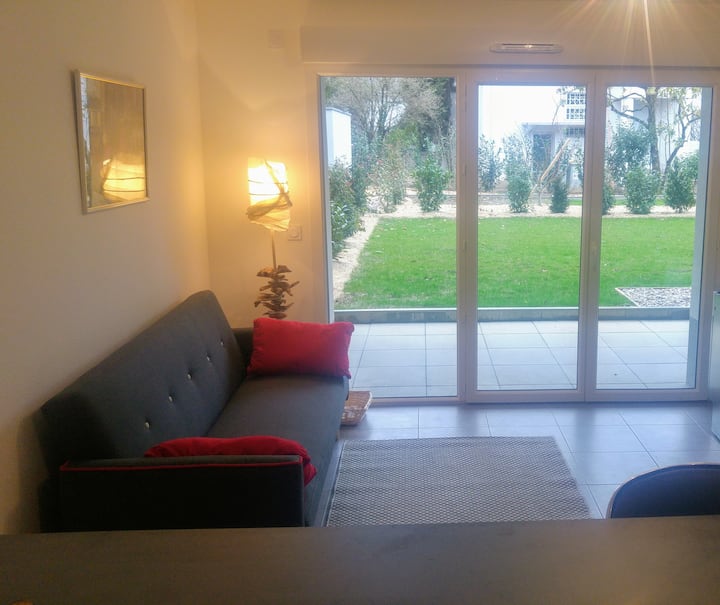 Villa Du Parc - Rez-de-jardin & Thermes - ibis Thonon Centre