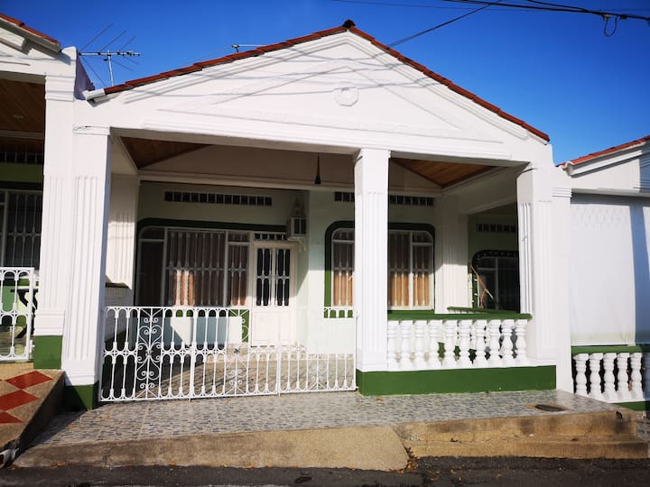 Cómoda Casa De Descanso En Conjunto Con Piscina - Girardot